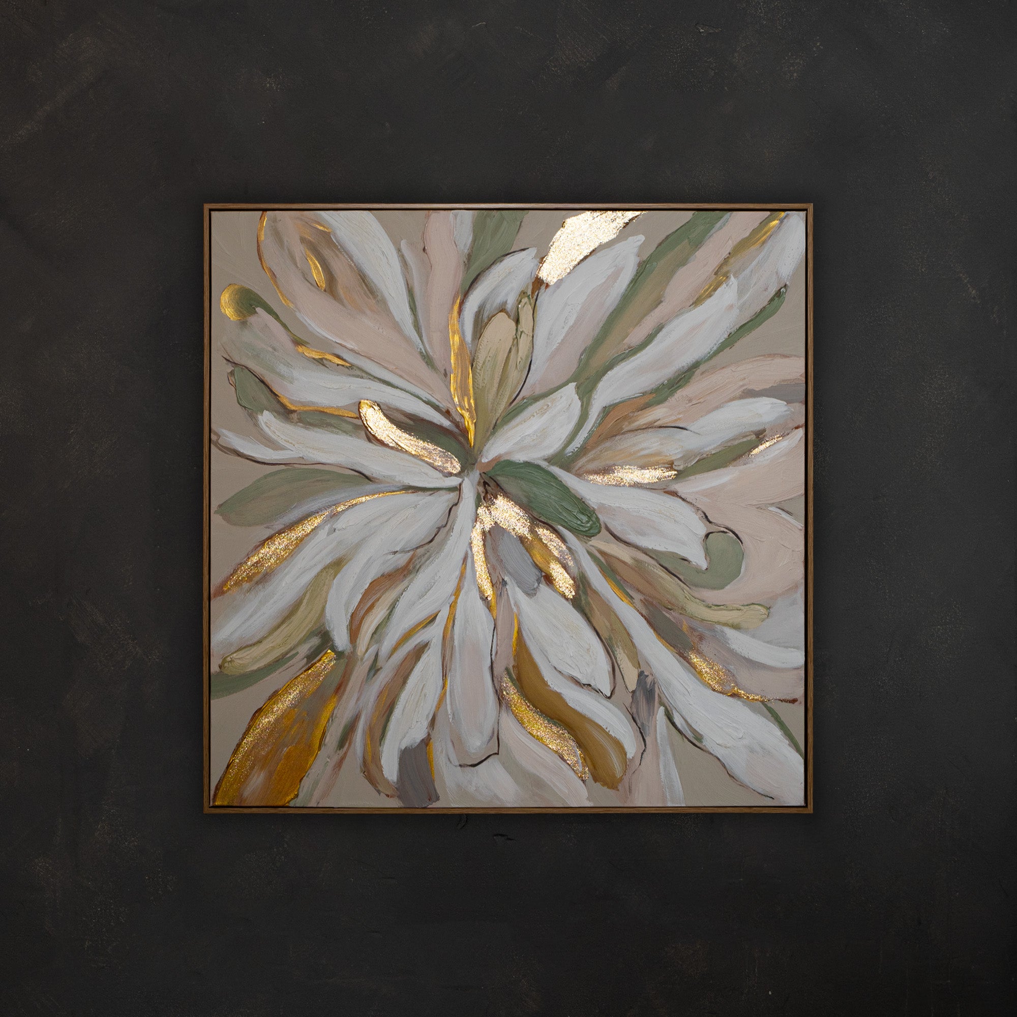 Petals and Pines – Ouhout